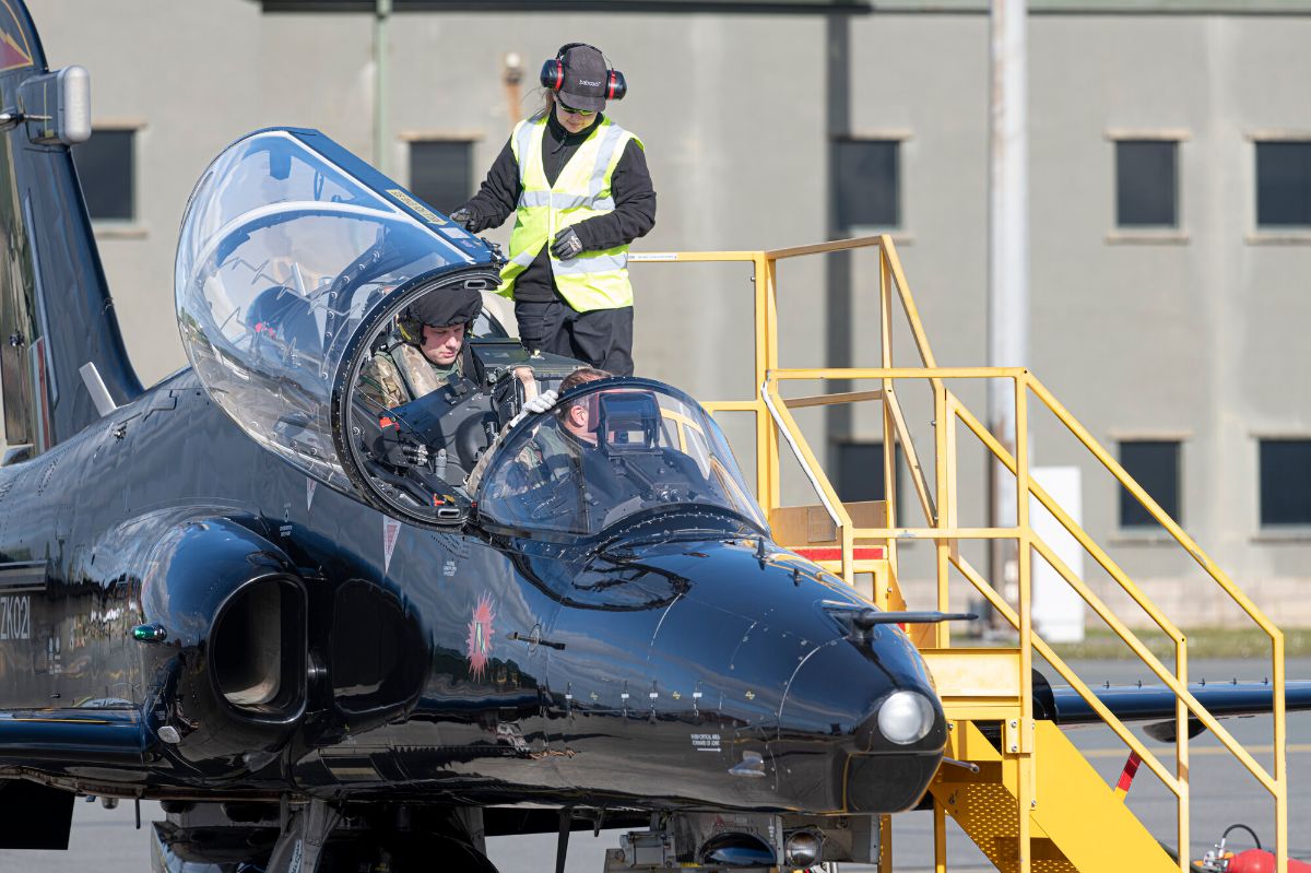 Hawk: Supporting the world’s flying classroom